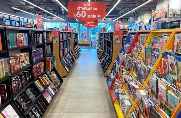 7 amazing English bookstores in Istanbul - Enjoy Turkiye