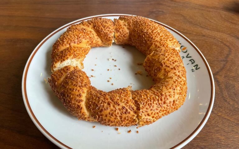 25 famous Turkish foods you should try when visiting Turkey - Enjoy Turkiye